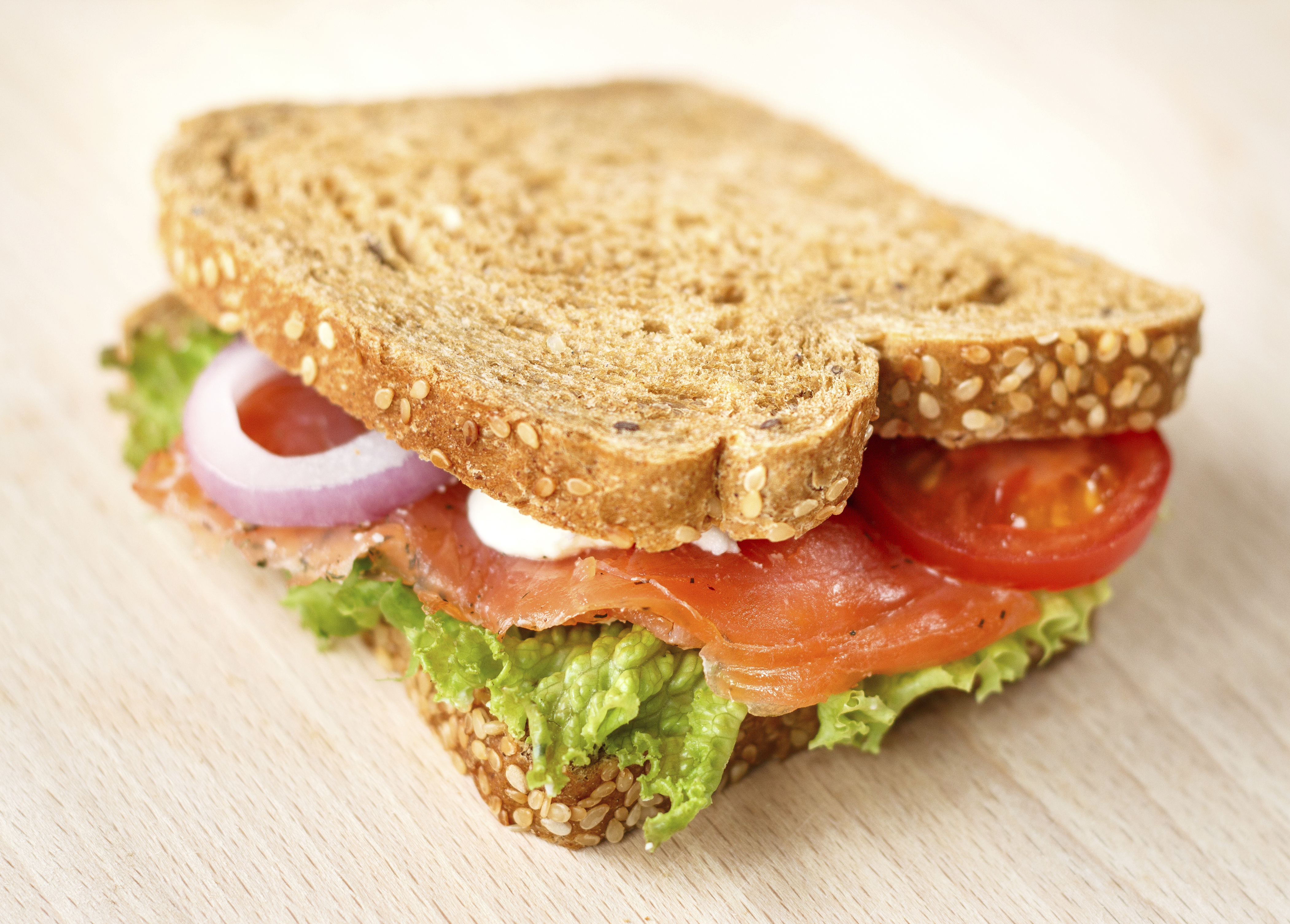 Saako iltakuuden jälkeen vielä syödä? | Terve.fi