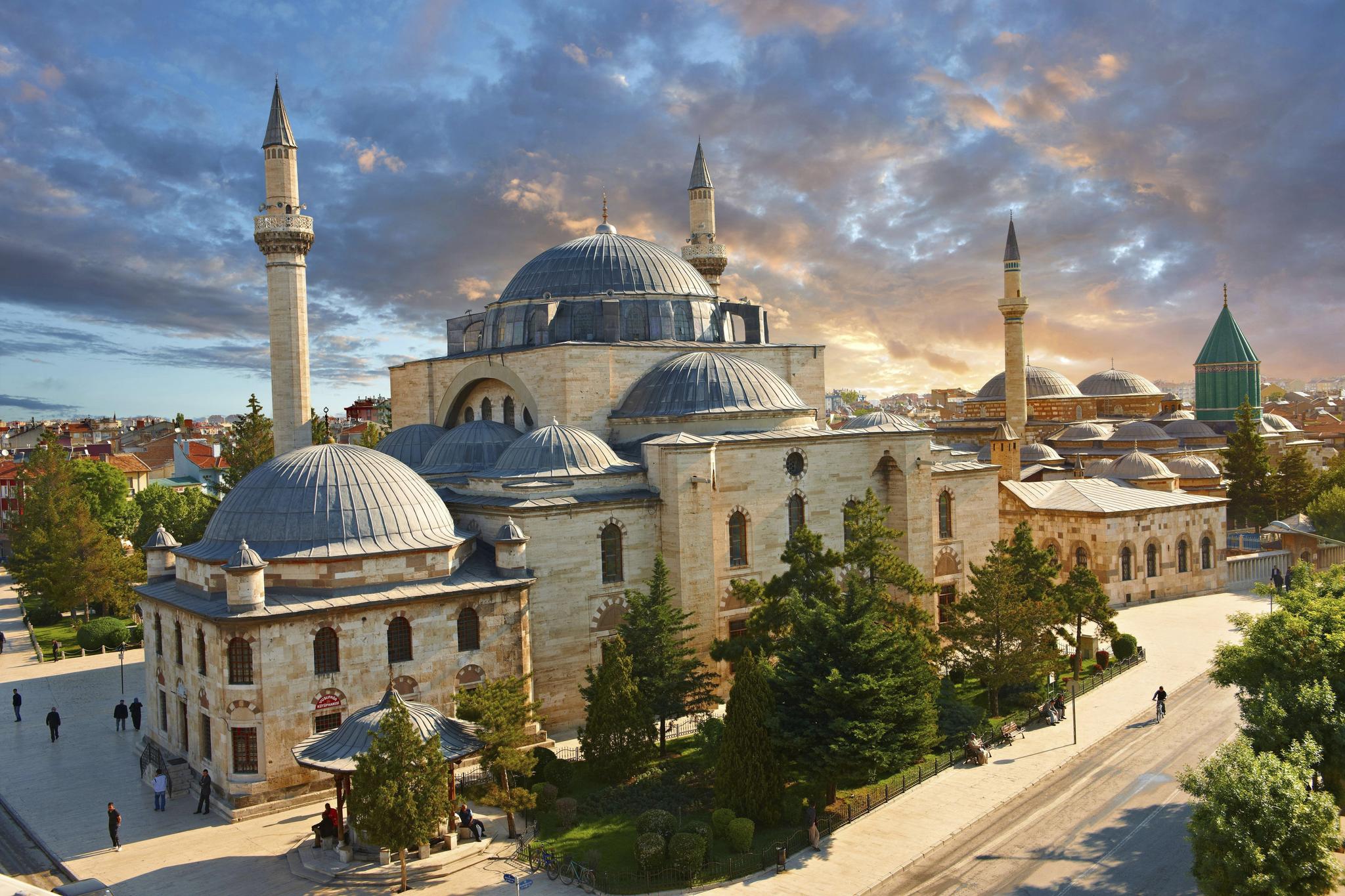 Rumi – runoilijan syvä rakkaus virtasi runouteen | Voi hyvin