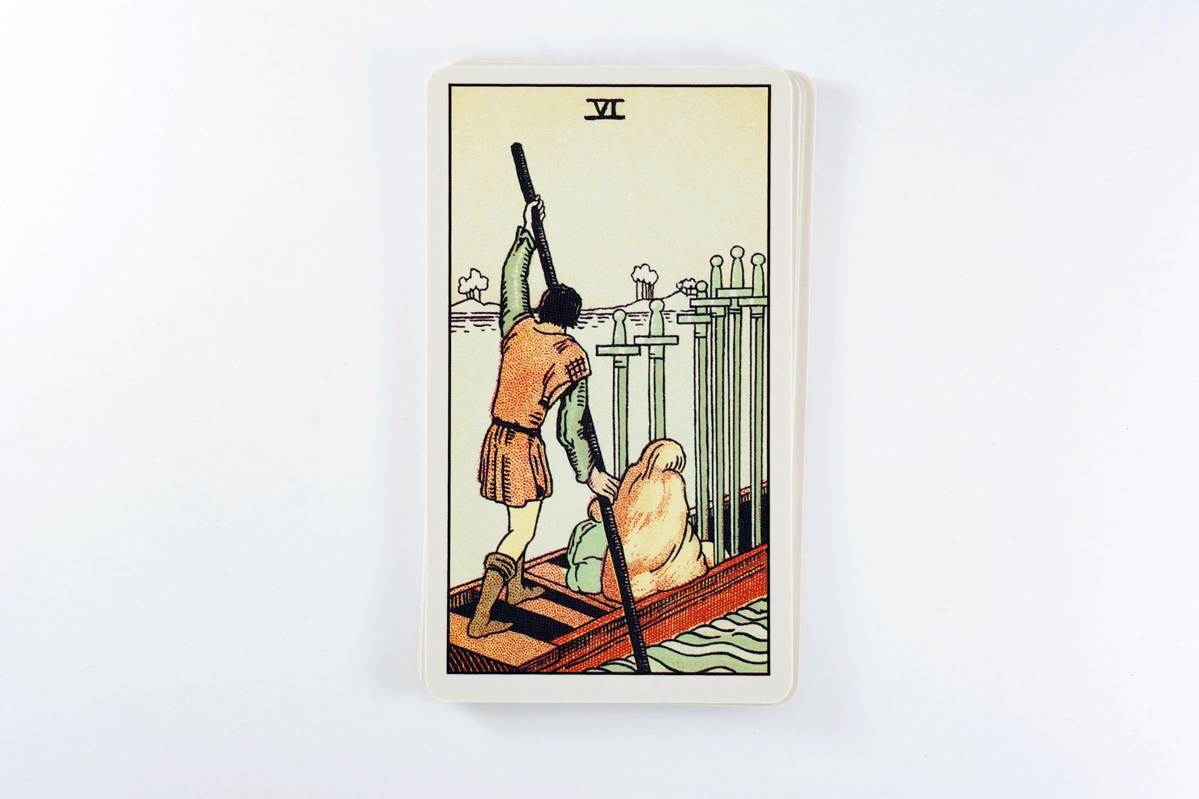 Miekkojen kutonen (The Six of Swords) – Tarot-kortin merkitys | Voi hyvin